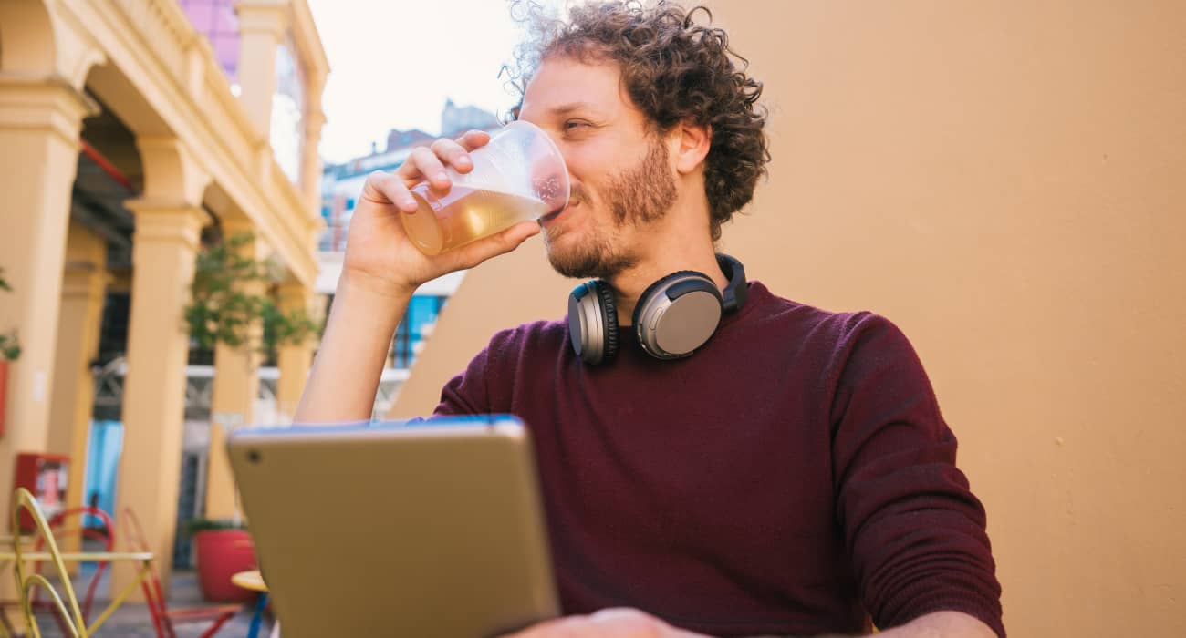 Music You Should Listen to While Drinking | HeadphonesProReview