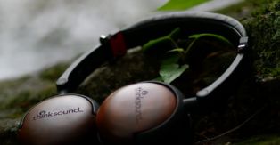 4 Best Eco-Friendly Headphones (2023) | HeadphonesProReview