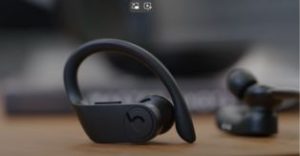 7 Best Earbuds With Earhooks in 2024 | HeadphonesProReview